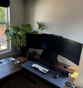 6 Best Indoor Spots to Keep Monstera for Faster Growth ⋆ HTGT